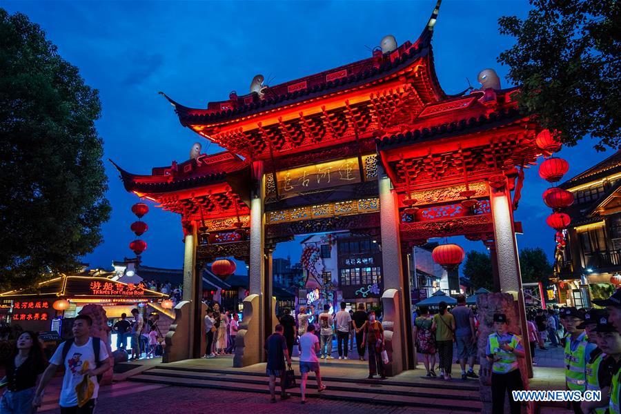 Qingming Bridge historical community in Wuxi promotes night-time ...